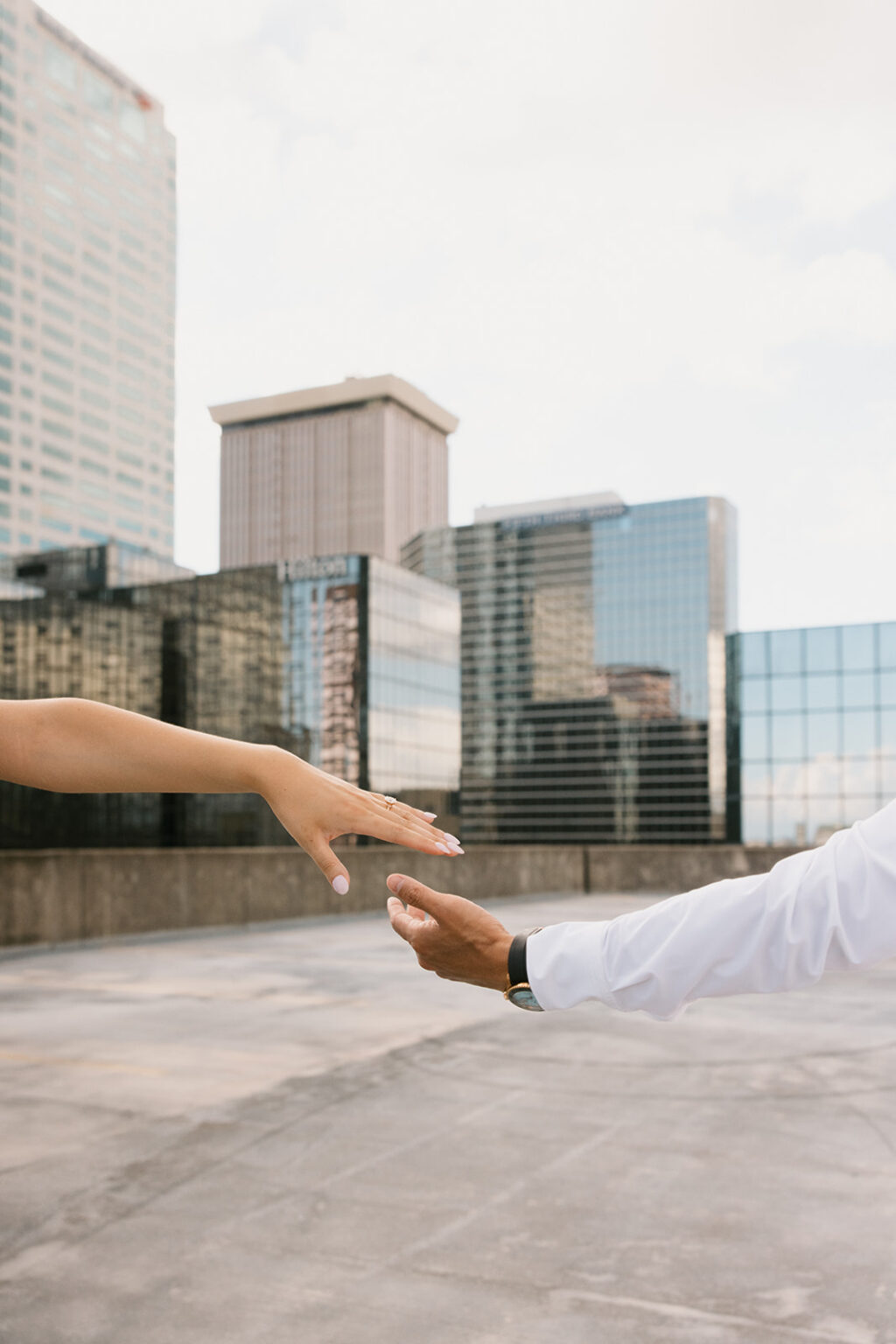 Engagement Photoshoot Creative Ideas In Florida - chloemariephotography.com