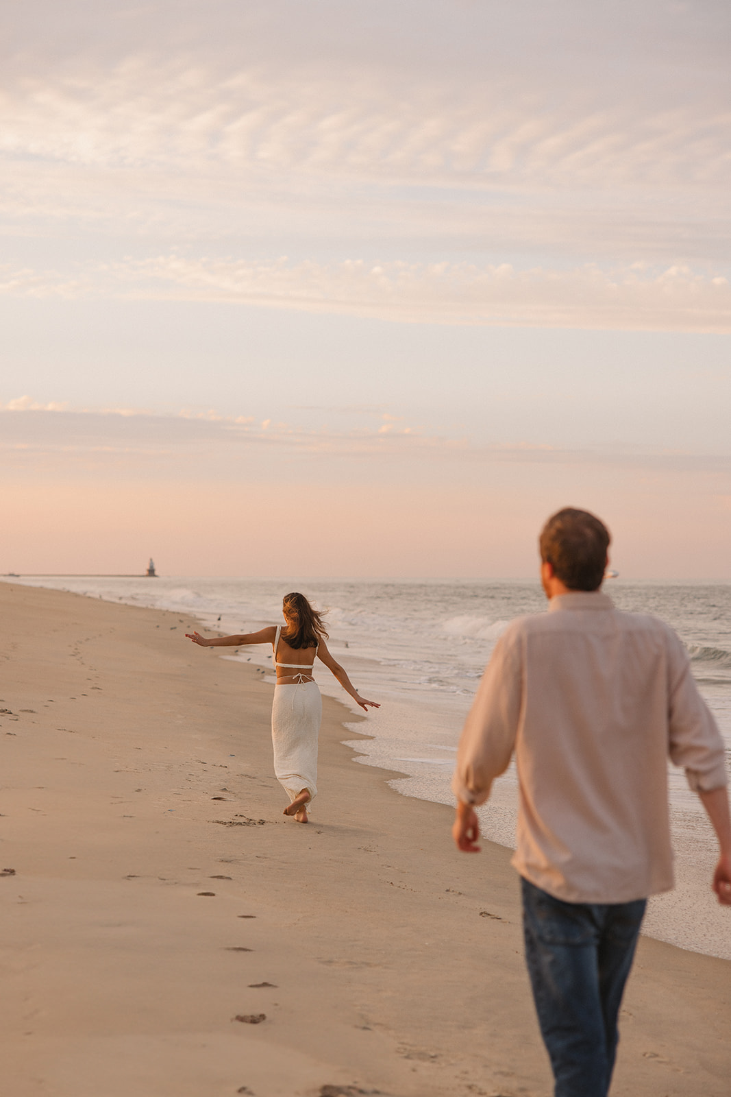 Perfect Beach Engagement Photos on the East Coast ...